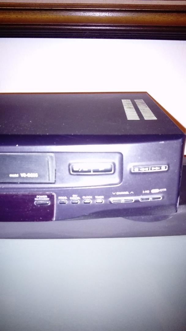 Magnum TV & Akai VHS na signaalswitch nog werkende? - Pagina 2 - De ...